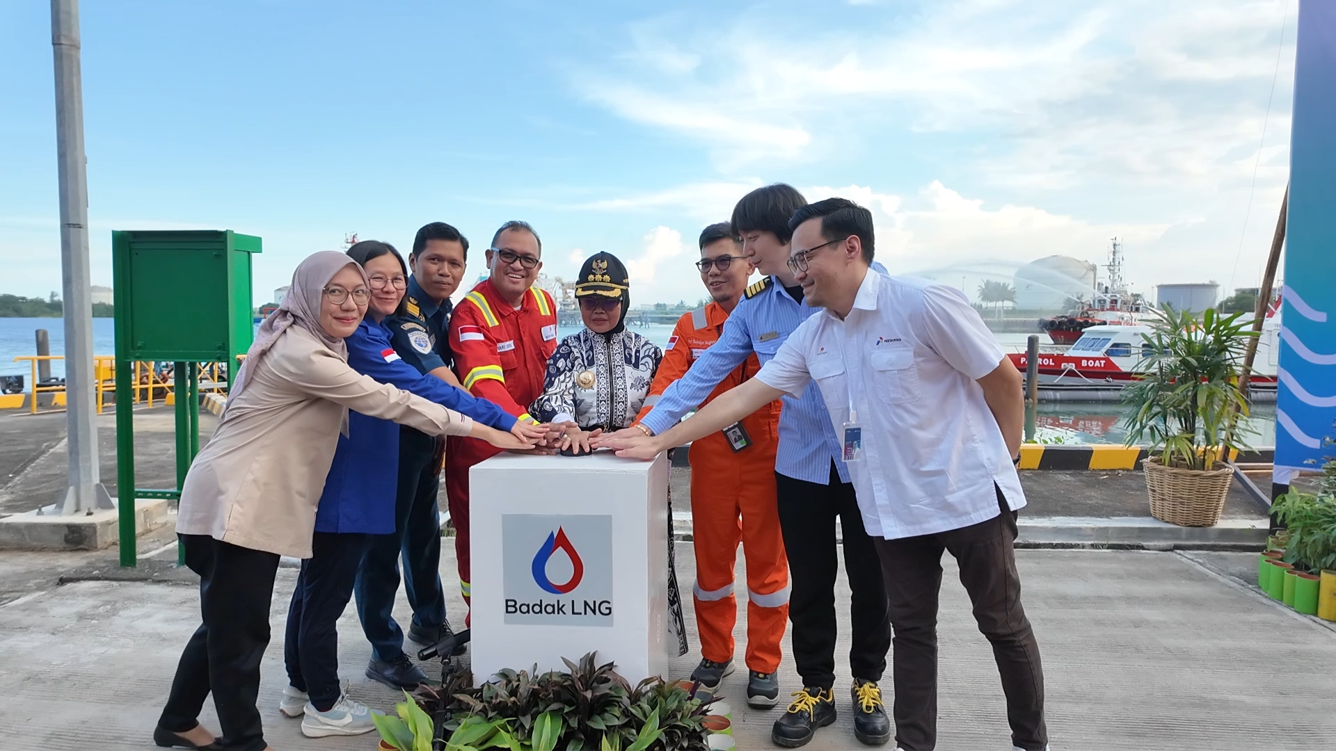 Torehkan Sejarah, Badak LNG Kapalkan Kargo LNG ke-10000 - LNGTV News